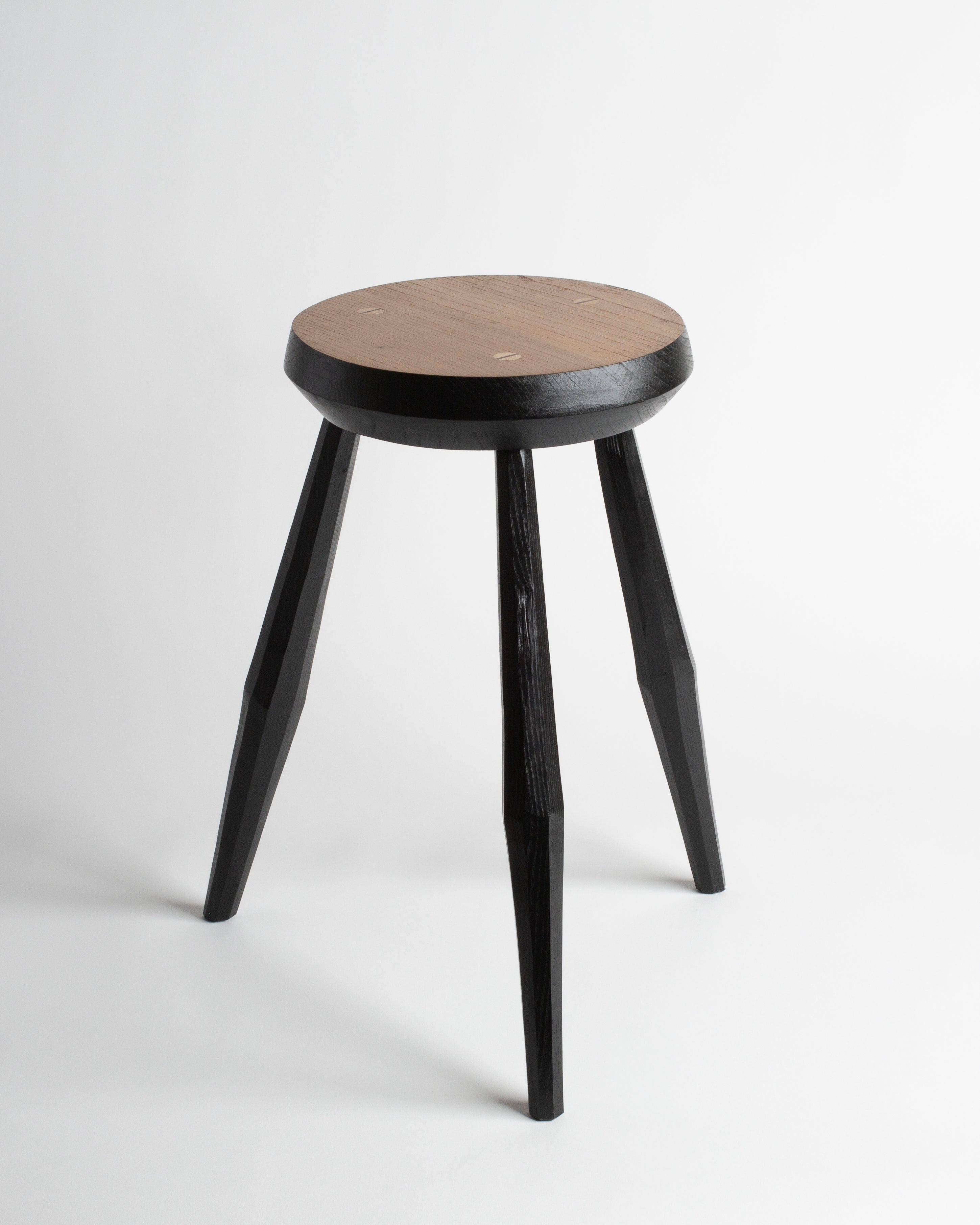 Sussex Elm Round Milking Stool in Black in BLACK HW0257FA0636999O/S ...
